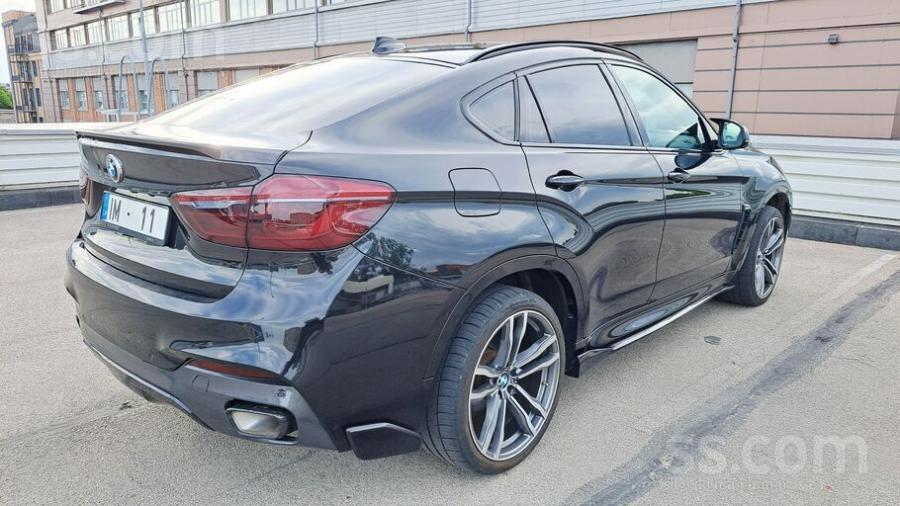 Balts BMW X6 2018 Rīga, ar dzinēja tilpumu 3.00 L un nobraukumu 258 tūkst. km par 26900 €, foto 3 vietnē AUTOMOTO.COM.LV