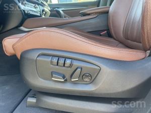 White BMW X6 2018 in Riga, with an engine capacity of 3.00 L and mileage of 220 thousand km for 22400 €, photo 7 on AUTOMOTO.COM.LV