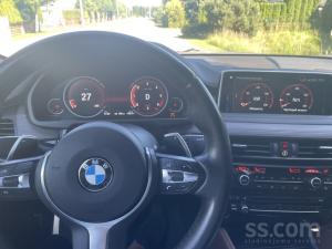 White BMW X6 2018 in Riga, with an engine capacity of 3.00 L and mileage of 220 thousand km for 22400 €, photo 9 on AUTOMOTO.COM.LV