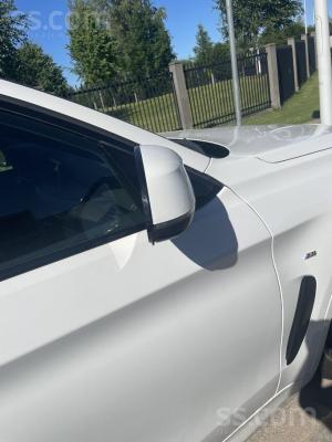 White BMW X6 2018 in Riga, with an engine capacity of 3.00 L and mileage of 220 thousand km for 22400 €, photo 18 on AUTOMOTO.COM.LV