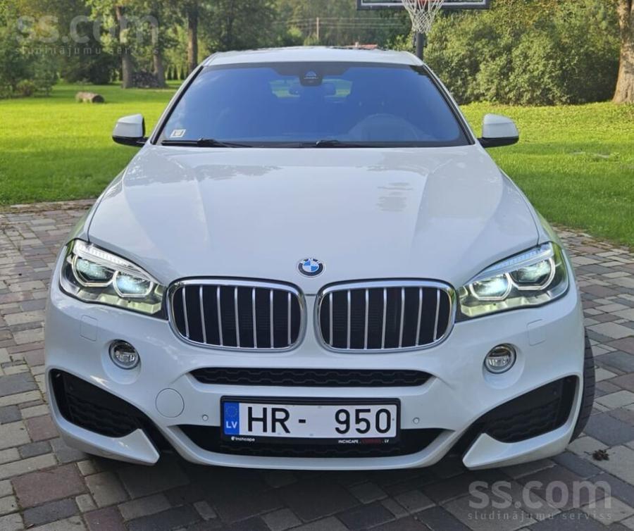 White BMW X6 2018 in Riga, with an engine capacity of 3.00 L and mileage of 148 thousand km for 30300 €, photo 3 on AUTOMOTO.COM.LV