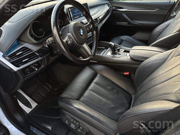 White BMW X6 2018 in Riga, with an engine capacity of 3.00 L and mileage of 0 thousand km for 29000 €, photo 4 on AUTOMOTO.COM.LV