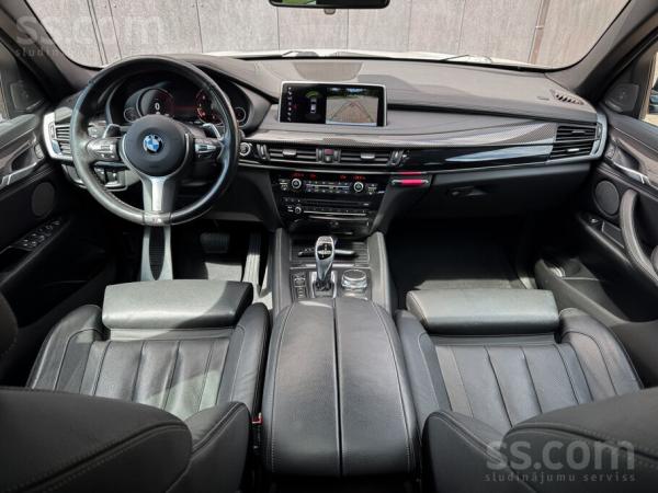 White BMW X6 2018 in Riga, with an engine capacity of 3.00 L and mileage of 232 thousand km for 25800 €, photo 8 on AUTOMOTO.COM.LV