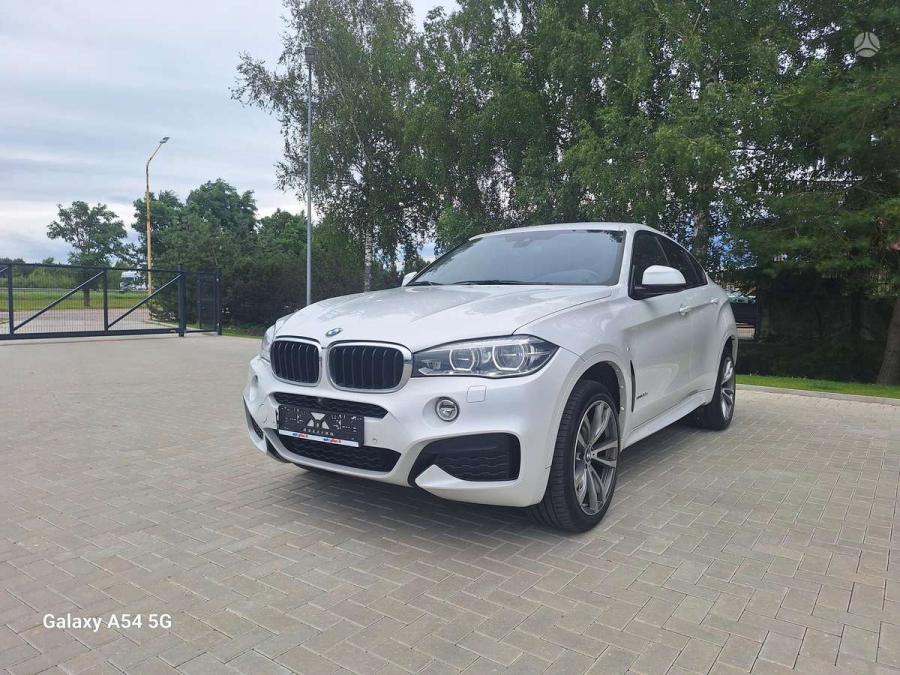 Balts BMW X6 2018 Kauņa, ar dzinēja tilpumu 2.99 L un nobraukumu 232 tūkst. km par 23999 €, foto 3 vietnē AUTOMOTO.COM.LV