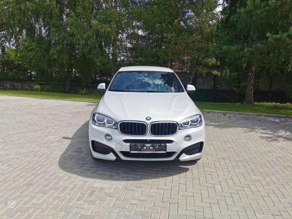 White BMW X6 2018 in Kaunas, with an engine capacity of 2.99 L and mileage of 232 thousand km for 23999 €, photo 6 on AUTOMOTO.COM.LV