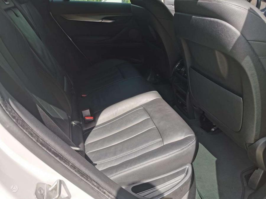 Balts BMW X6 2018 Kauņa, ar dzinēja tilpumu 2.99 L un nobraukumu 232 tūkst. km par 23999 €, foto 21 vietnē AUTOMOTO.COM.LV