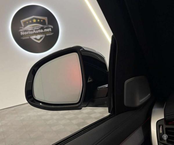 White BMW X6 2018 in Marijampole, with an engine capacity of 2.99 L and mileage of 233 thousand km for 26750 €, photo 5 on AUTOMOTO.COM.LV