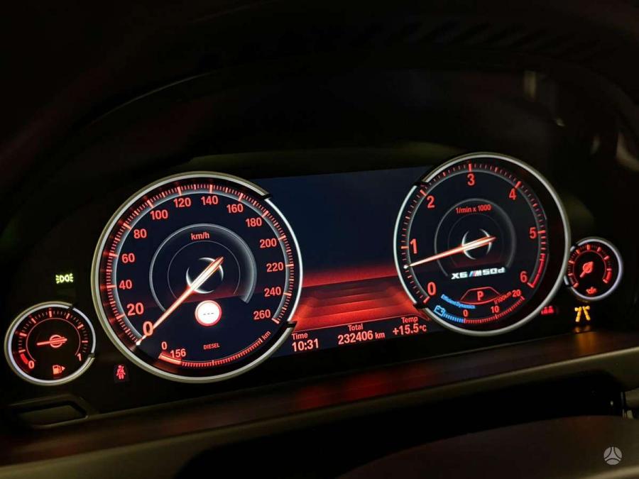 Balts BMW X6 2018 Marijampole, ar dzinēja tilpumu 2.99 L un nobraukumu 233 tūkst. km par 26750 €, foto 16 vietnē AUTOMOTO.COM.LV