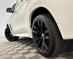Balts BMW X6 2018 Marijampole, ar dzinēja tilpumu 2.99 L un nobraukumu 233 tūkst. km par 26750 €, foto 26 vietnē AUTOMOTO.COM.LV