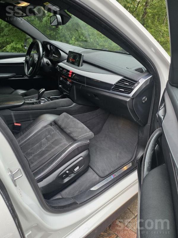 BMW X6 2018 in Riga on AUTOMOTO.COM.LV White BMW X6 2018 in Riga, with an engine capacity of 3.00 L and mileage of 210 thousand km for 20750 €, photo 5 on AUTOMOTO.COM.LV