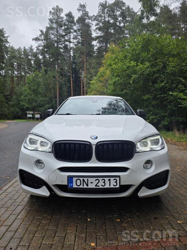 BMW X6 2018 in Riga on AUTOMOTO.COM.LV White BMW X6 2018 in Riga, with an engine capacity of 3.00 L and mileage of 210 thousand km for 20750 €, photo 6 on AUTOMOTO.COM.LV
