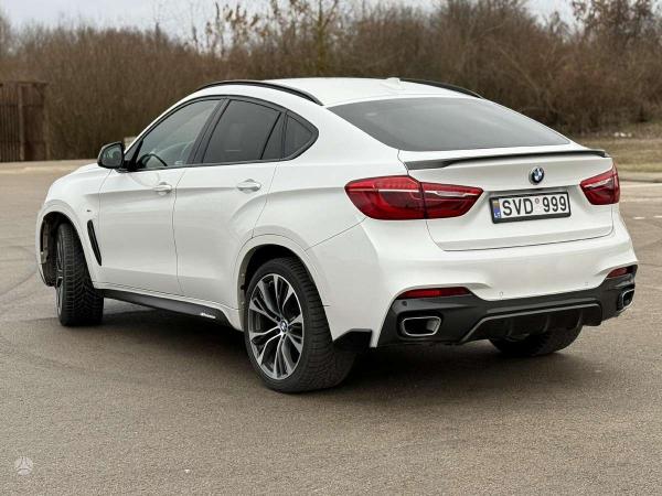 White BMW X6 2019 in Jurbarkas, with an engine capacity of 2.99 L and mileage of 98 thousand km for 39999 €, photo 3 on AUTOMOTO.COM.LV