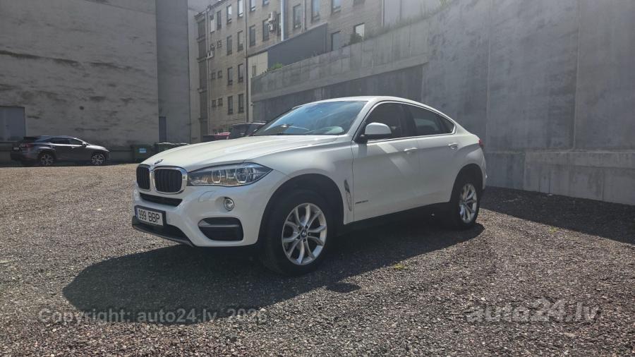 White BMW X6 2019 in Tallinn, with an engine capacity of 3.00 L and mileage of 156 thousand km for 29900 €, photo 4 on AUTOMOTO.COM.LV