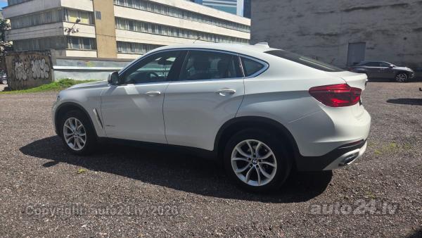 Balts BMW X6 2019 Tallina, ar dzinēja tilpumu 3.00 L un nobraukumu 156 tūkst. km par 29900 €, foto 5 vietnē AUTOMOTO.COM.LV