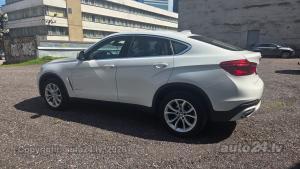 White BMW X6 2019 in Tallinn, with an engine capacity of 3.00 L and mileage of 156 thousand km for 29900 €, photo 6 on AUTOMOTO.COM.LV
