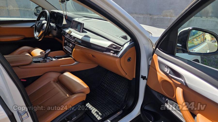 White BMW X6 2019 in Tallinn, with an engine capacity of 3.00 L and mileage of 156 thousand km for 29900 €, photo 8 on AUTOMOTO.COM.LV