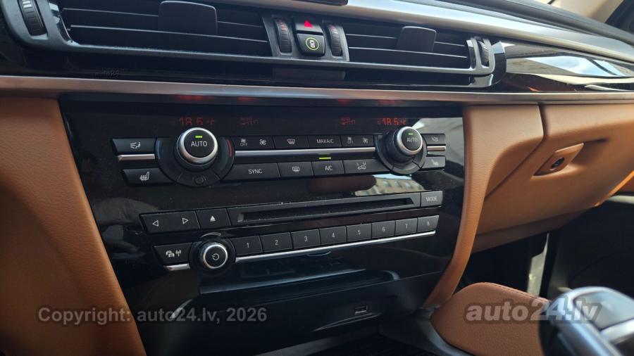 White BMW X6 2019 in Tallinn, with an engine capacity of 3.00 L and mileage of 156 thousand km for 29900 €, photo 16 on AUTOMOTO.COM.LV