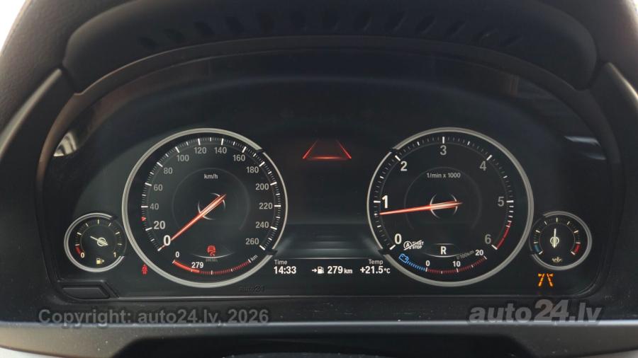 White BMW X6 2019 in Tallinn, with an engine capacity of 3.00 L and mileage of 156 thousand km for 29900 €, photo 21 on AUTOMOTO.COM.LV
