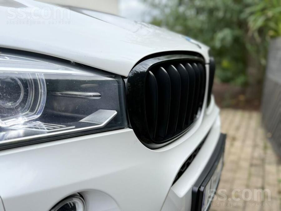Balts BMW X6 2019 Jelgava, ar dzinēja tilpumu 3.00 L un nobraukumu 199 tūkst. km par 26900 €, foto 13 vietnē AUTOMOTO.COM.LV