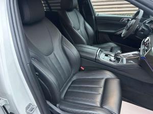 Balts BMW X6 2020 Viļņa, ar dzinēja tilpumu 2.99 L un nobraukumu 100 tūkst. km par 51850 €, foto 38 vietnē AUTOMOTO.COM.LV