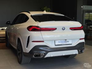 White BMW X6 2020 in Klaipeda, with an engine capacity of 3.00 L and mileage of 143 thousand km for 55991 €, photo 7 on AUTOMOTO.COM.LV