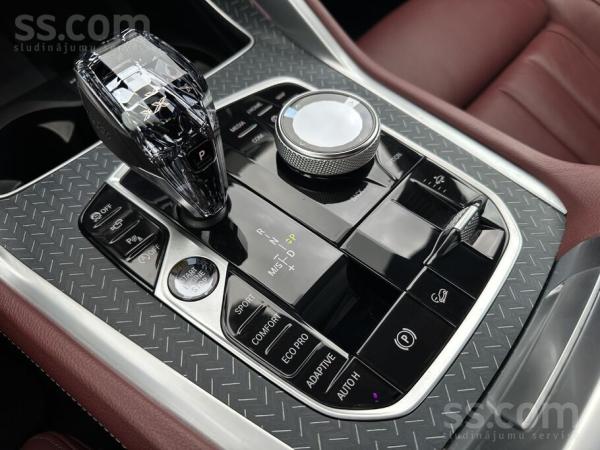 White BMW X6 2020 in Riga, with an engine capacity of 3.00 L and mileage of 99 thousand km for 56900 €, photo 8 on AUTOMOTO.COM.LV