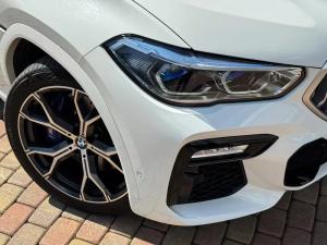 Balts BMW X6 2020 Rīga, ar dzinēja tilpumu 3.00 L un nobraukumu 85 tūkst. km par 55000 €, foto 8 vietnē AUTOMOTO.COM.LV