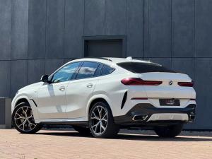 Balts BMW X6 2020 Rīga, ar dzinēja tilpumu 3.00 L un nobraukumu 85 tūkst. km par 55000 €, foto 23 vietnē AUTOMOTO.COM.LV