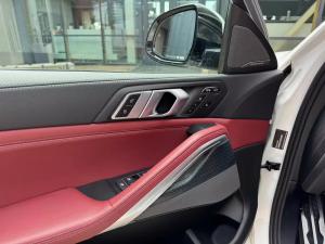 Balts BMW X6 2020 Rīga, ar dzinēja tilpumu 3.00 L un nobraukumu 85 tūkst. km par 55000 €, foto 25 vietnē AUTOMOTO.COM.LV