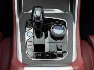 Balts BMW X6 2020 Rīga, ar dzinēja tilpumu 3.00 L un nobraukumu 85 tūkst. km par 55000 €, foto 29 vietnē AUTOMOTO.COM.LV