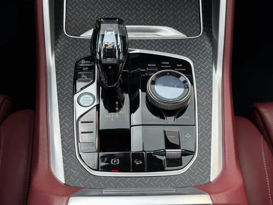 Balts BMW X6 2020 Rīga, ar dzinēja tilpumu 3.00 L un nobraukumu 85 tūkst. km par 55000 €, foto 29 vietnē AUTOMOTO.COM.LV