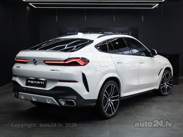 Balts BMW X6 2021 Tallina, ar dzinēja tilpumu 3.00 L un nobraukumu 80 tūkst. km par 72900 €, foto 2 vietnē AUTOMOTO.COM.LV