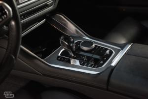 Balts BMW X6 2021 Kauņa, ar dzinēja tilpumu 3.00 L un nobraukumu 121 tūkst. km par 56771 €, foto 20 vietnē AUTOMOTO.COM.LV