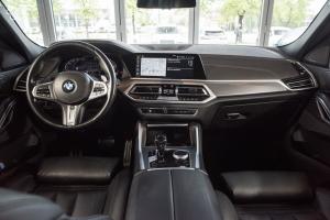 Balts BMW X6 2021 Kauņa, ar dzinēja tilpumu 3.00 L un nobraukumu 121 tūkst. km par 56771 €, foto 22 vietnē AUTOMOTO.COM.LV