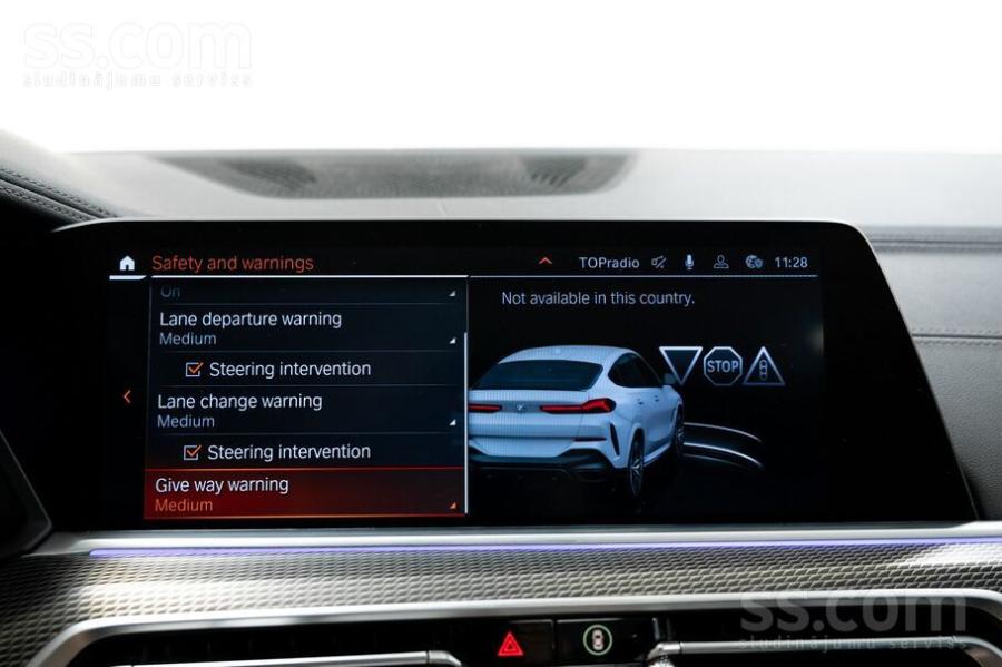 Balts BMW X6 2021 Rīga, ar dzinēja tilpumu 3.00 L un nobraukumu 65 tūkst. km par 55500 €, foto 10 vietnē AUTOMOTO.COM.LV
