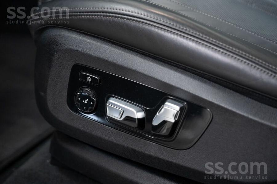 Balts BMW X6 2021 Rīga, ar dzinēja tilpumu 3.00 L un nobraukumu 65 tūkst. km par 55500 €, foto 34 vietnē AUTOMOTO.COM.LV