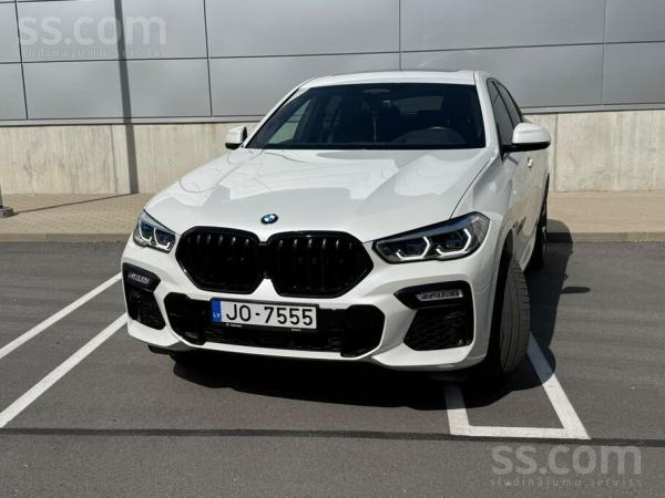 Белый БМВ Х6 2021 в Рига, объемом двигателя 3.00 л и пробегом 46 тыс. км за 60500 €, фото 2 на AUTOMOTO.COM.LV