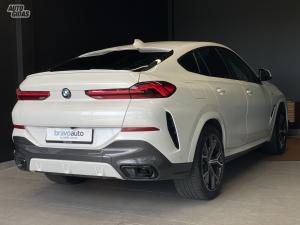 Balts BMW X6 2021 Klaipėda, ar dzinēja tilpumu 3.00 L un nobraukumu 106 tūkst. km par 56491 €, foto 5 vietnē AUTOMOTO.COM.LV