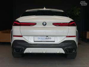 Balts BMW X6 2021 Klaipėda, ar dzinēja tilpumu 3.00 L un nobraukumu 106 tūkst. km par 56491 €, foto 6 vietnē AUTOMOTO.COM.LV