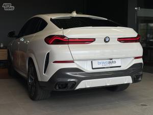Balts BMW X6 2021 Klaipėda, ar dzinēja tilpumu 3.00 L un nobraukumu 106 tūkst. km par 56491 €, foto 7 vietnē AUTOMOTO.COM.LV