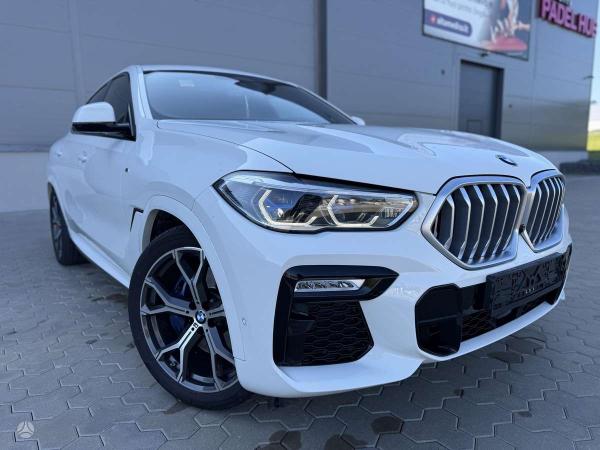 Balts BMW X6 2021 Kauņa, ar dzinēja tilpumu 2.99 L un nobraukumu 64 tūkst. km par 54999 €, foto 1 vietnē AUTOMOTO.COM.LV