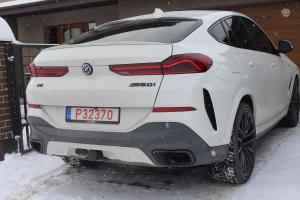 Balts BMW X6 2022 Viļņa, ar dzinēja tilpumu 4.40 L un nobraukumu 106 tūkst. km par 65000 €, foto  vietnē AUTOMOTO.COM.LV