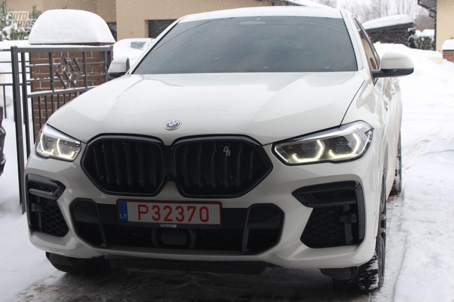 Balts BMW X6 2022 Viļņa, ar dzinēja tilpumu 4.40 L un nobraukumu 106 tūkst. km par 63200 €, foto 3 vietnē AUTOMOTO.COM.LV