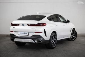 Balts BMW X6 2022 Viļņa, ar dzinēja tilpumu 3.00 L un nobraukumu 107 tūkst. km par 58491 €, foto 10 vietnē AUTOMOTO.COM.LV