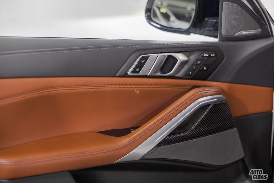 Balts BMW X6 2022 Viļņa, ar dzinēja tilpumu 3.00 L un nobraukumu 107 tūkst. km par 58491 €, foto 19 vietnē AUTOMOTO.COM.LV