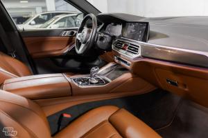 Balts BMW X6 2022 Viļņa, ar dzinēja tilpumu 3.00 L un nobraukumu 107 tūkst. km par 58491 €, foto 23 vietnē AUTOMOTO.COM.LV