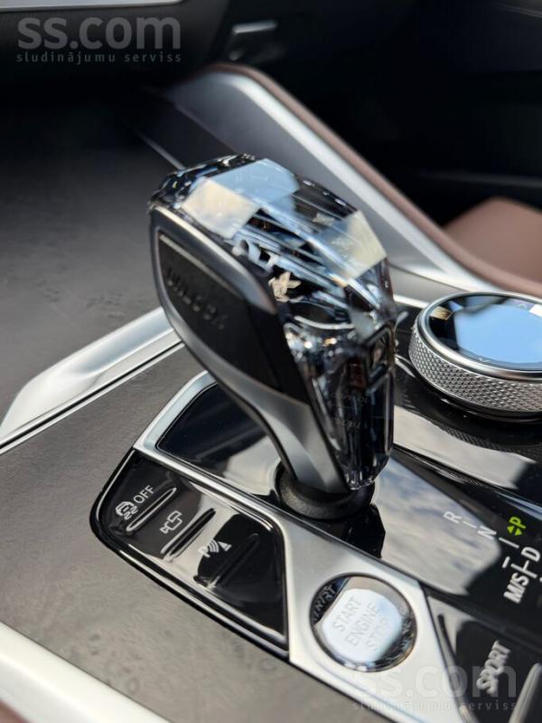 БМВ Х6 2022 в Рига на AUTOMOTO.COM.LV Белый БМВ Х6 2022 в Рига, объемом двигателя 3.00 л и пробегом 90 тыс. км за 55000 €, фото 10 на AUTOMOTO.COM.LV