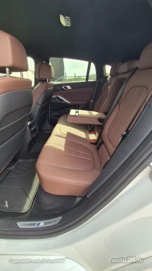 Balts BMW X6 2022 Tallina, ar dzinēja tilpumu 3.00 L un nobraukumu 66 tūkst. km par 56900 €, foto 13 vietnē AUTOMOTO.COM.LV