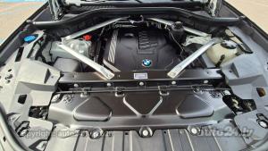 Balts BMW X6 2022 Tallina, ar dzinēja tilpumu 3.00 L un nobraukumu 66 tūkst. km par 56900 €, foto 16 vietnē AUTOMOTO.COM.LV