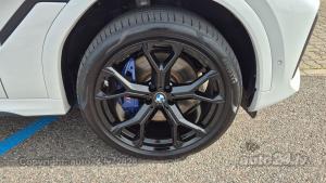 Balts BMW X6 2022 Tallina, ar dzinēja tilpumu 3.00 L un nobraukumu 66 tūkst. km par 56900 €, foto 18 vietnē AUTOMOTO.COM.LV